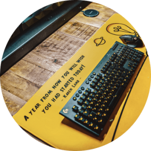 10 Desk Mat Designs That Can Never Go Wrong