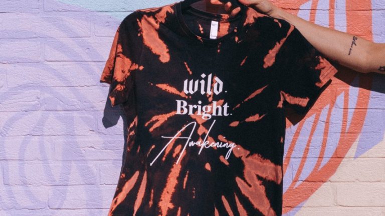 11 Tie-Dye Color Combinations to Sell with Printify