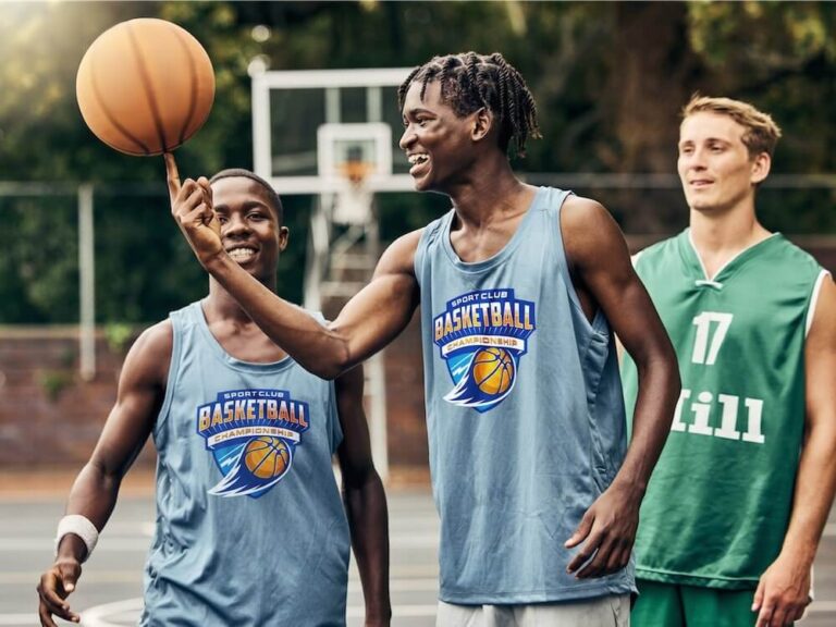 Make custom jerseys with Printify