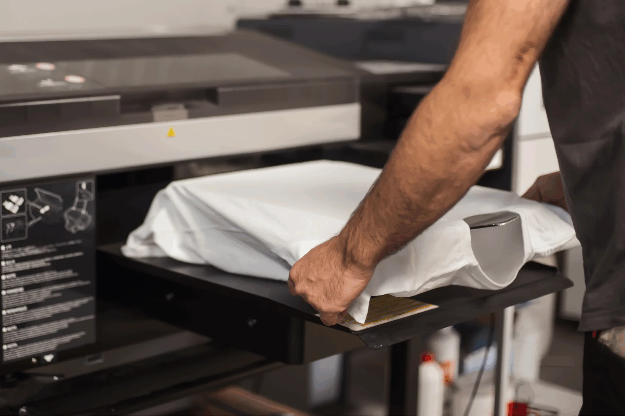 DTG printing: Quick guide to direct-to-garment (2026)