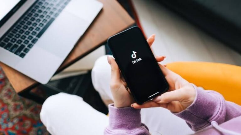 TikTok business account vs personal account (2026 guide)