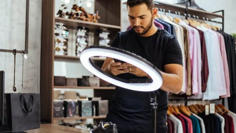 How to market a clothing brand: Essential strategies (2025)