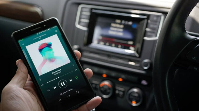 How Much Do Artists Make on Spotify (2026)