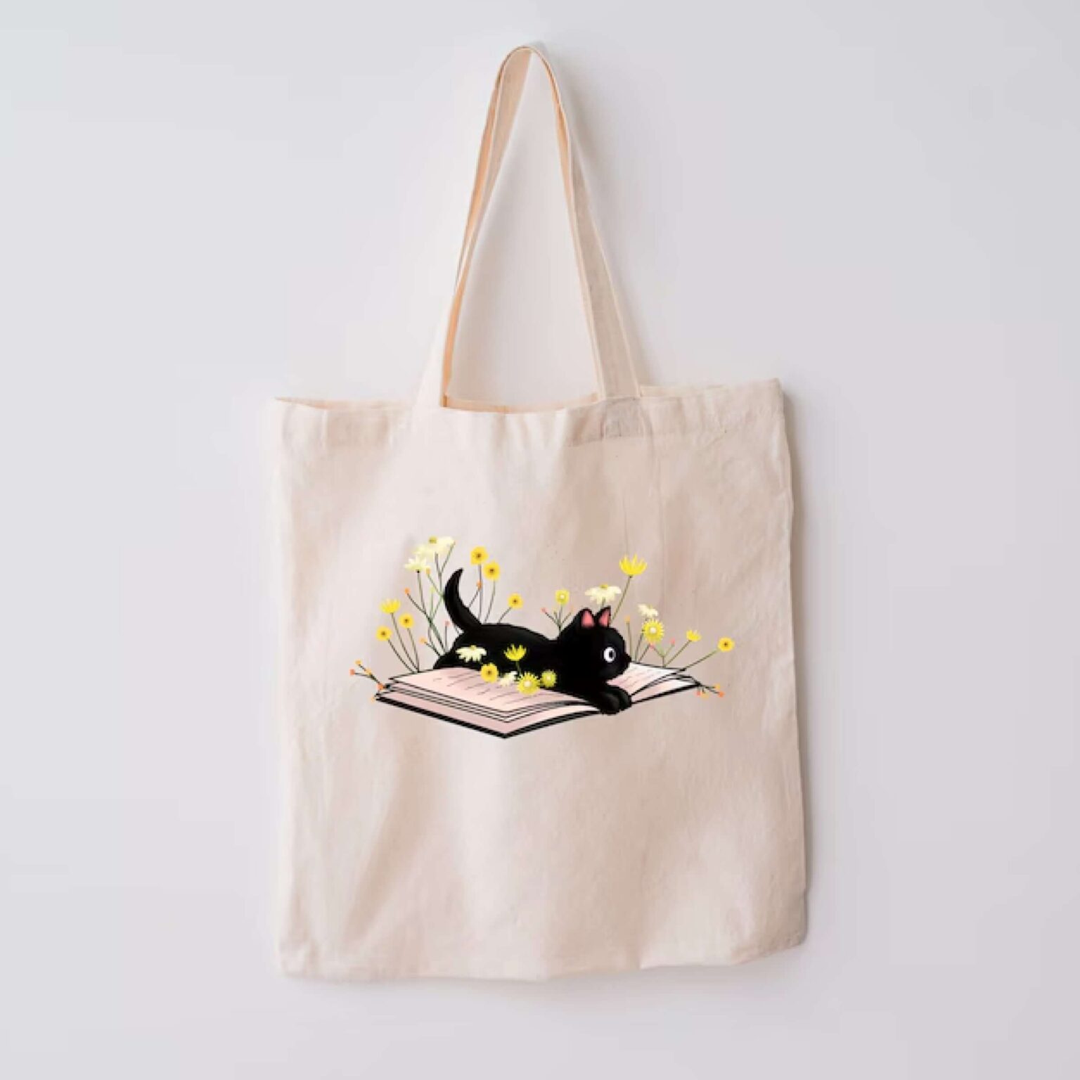 32 Tote bag design ideas: Get inspired and start selling
