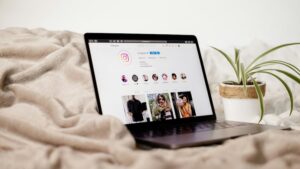 How do content creators make money? 12 Income streams