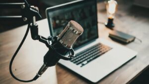 How much do podcasters make?