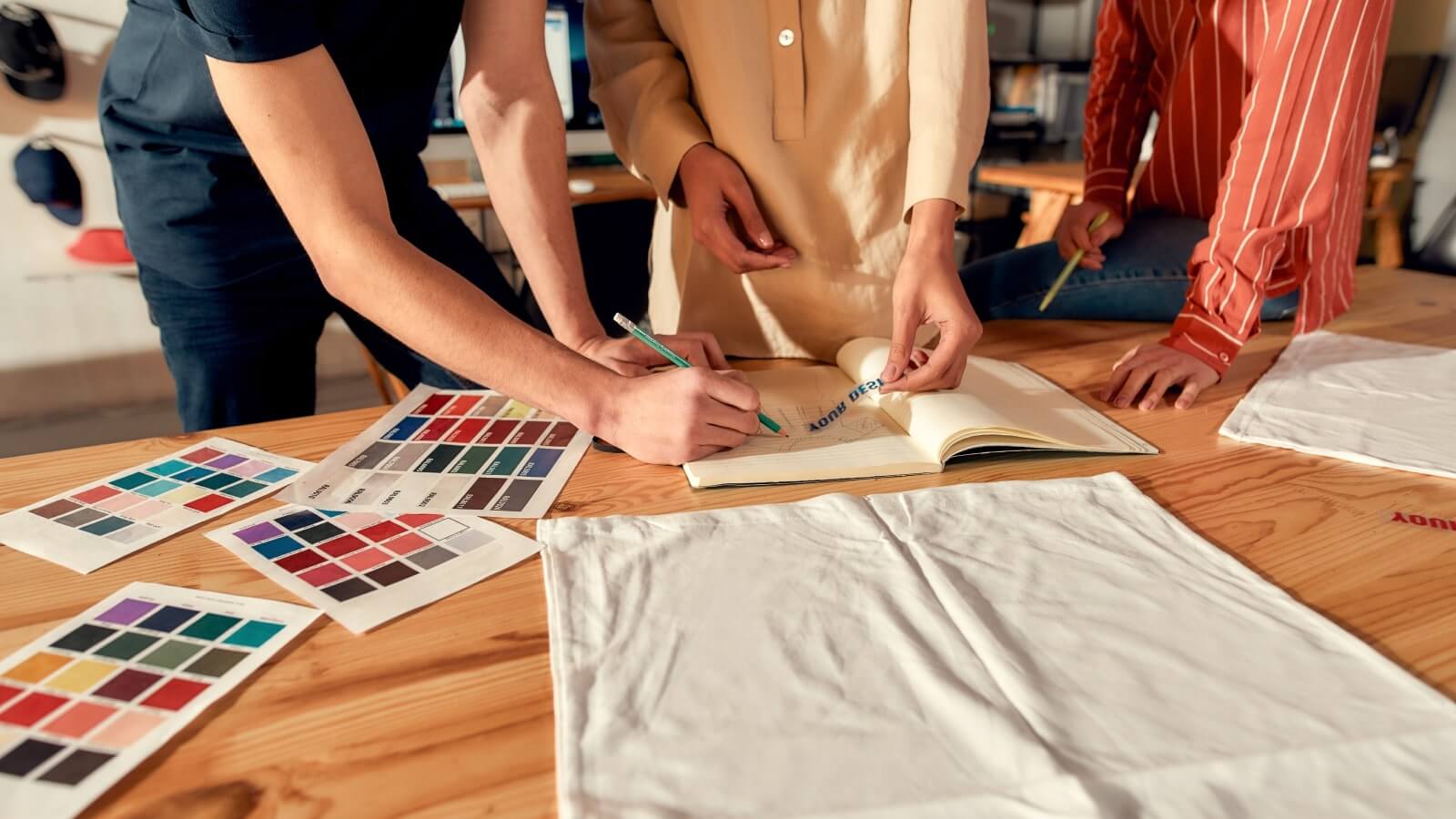 How to start a clothing brand in 2025 – A step-by-step guide