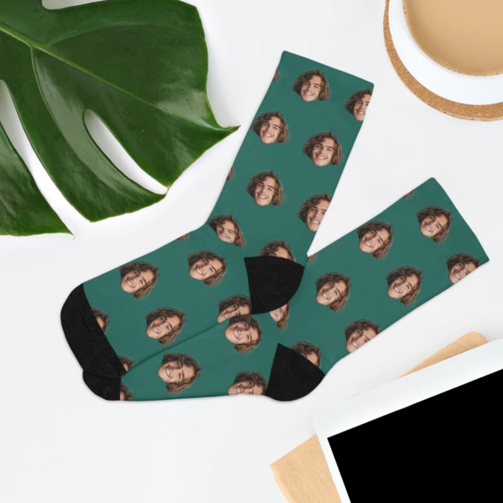 Custom socks – Design personalized socks with Printify