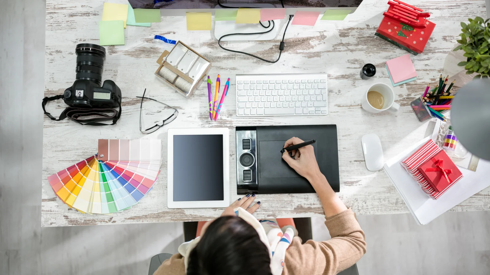 12 High-paying jobs for creative people in 2026