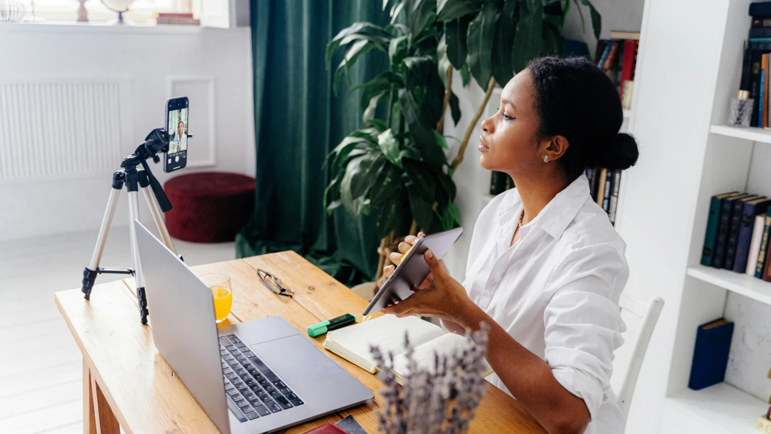 How to make money on Facebook: 10 ideas to try in 2026