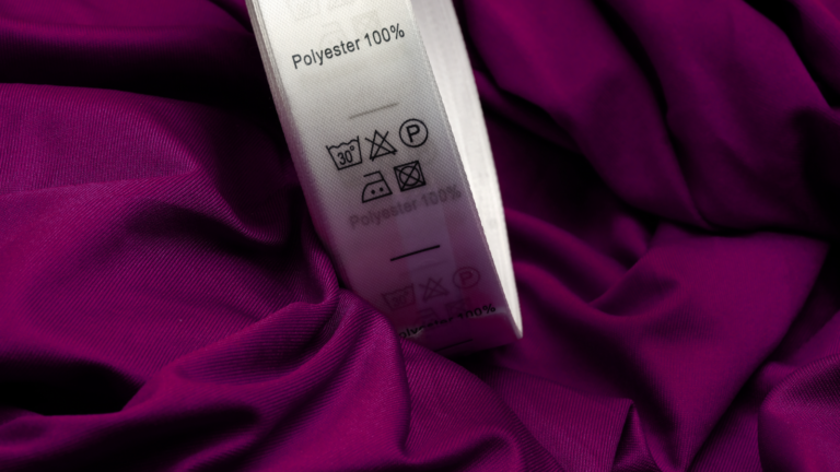 POD fabrics guide: Cotton-polyester blend or 100% cotton?