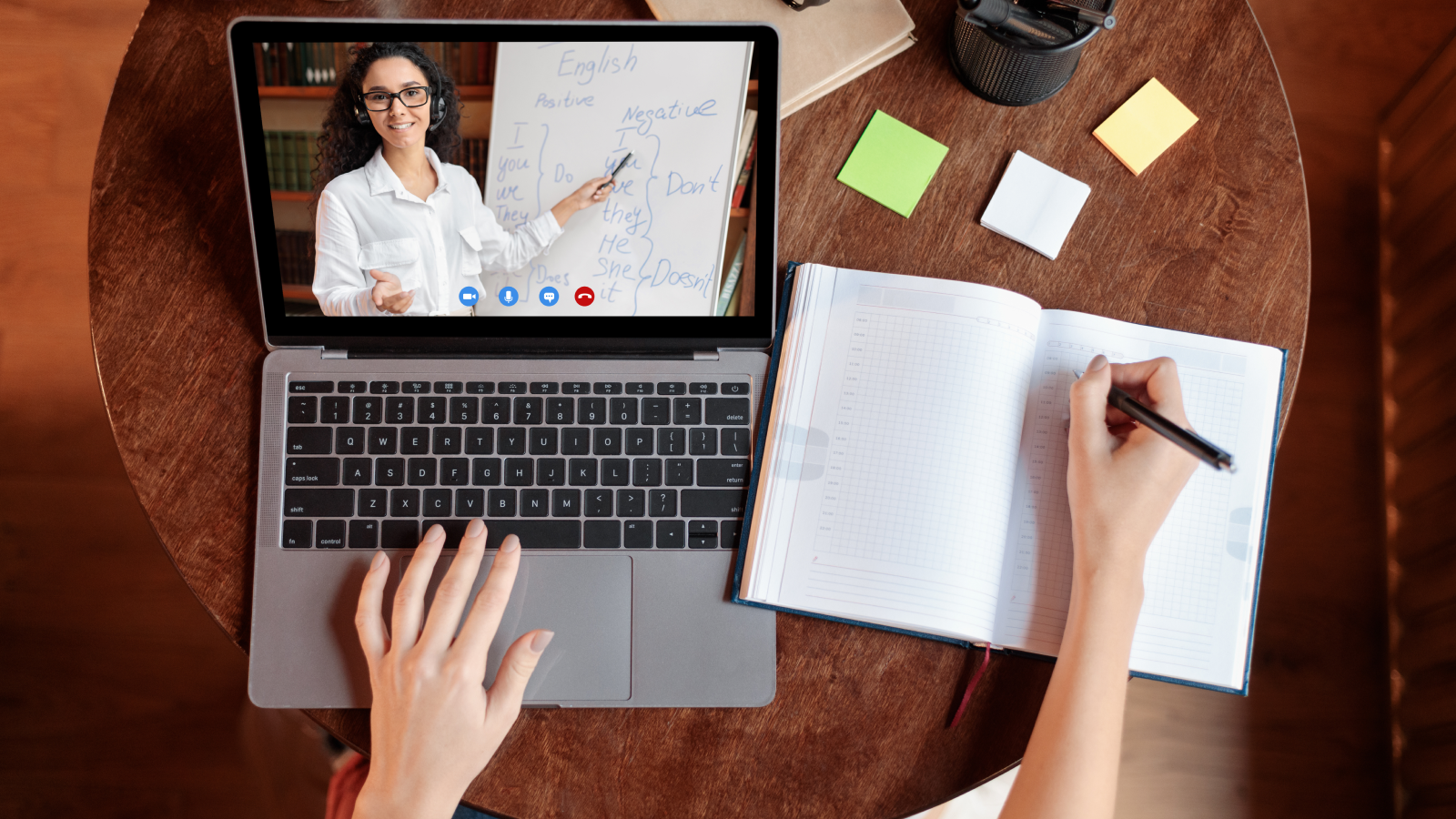 How to make money from home: 25 Ideas for 2026