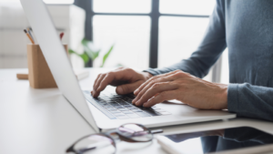 How to make money online: 30 Ideas for a good income stream