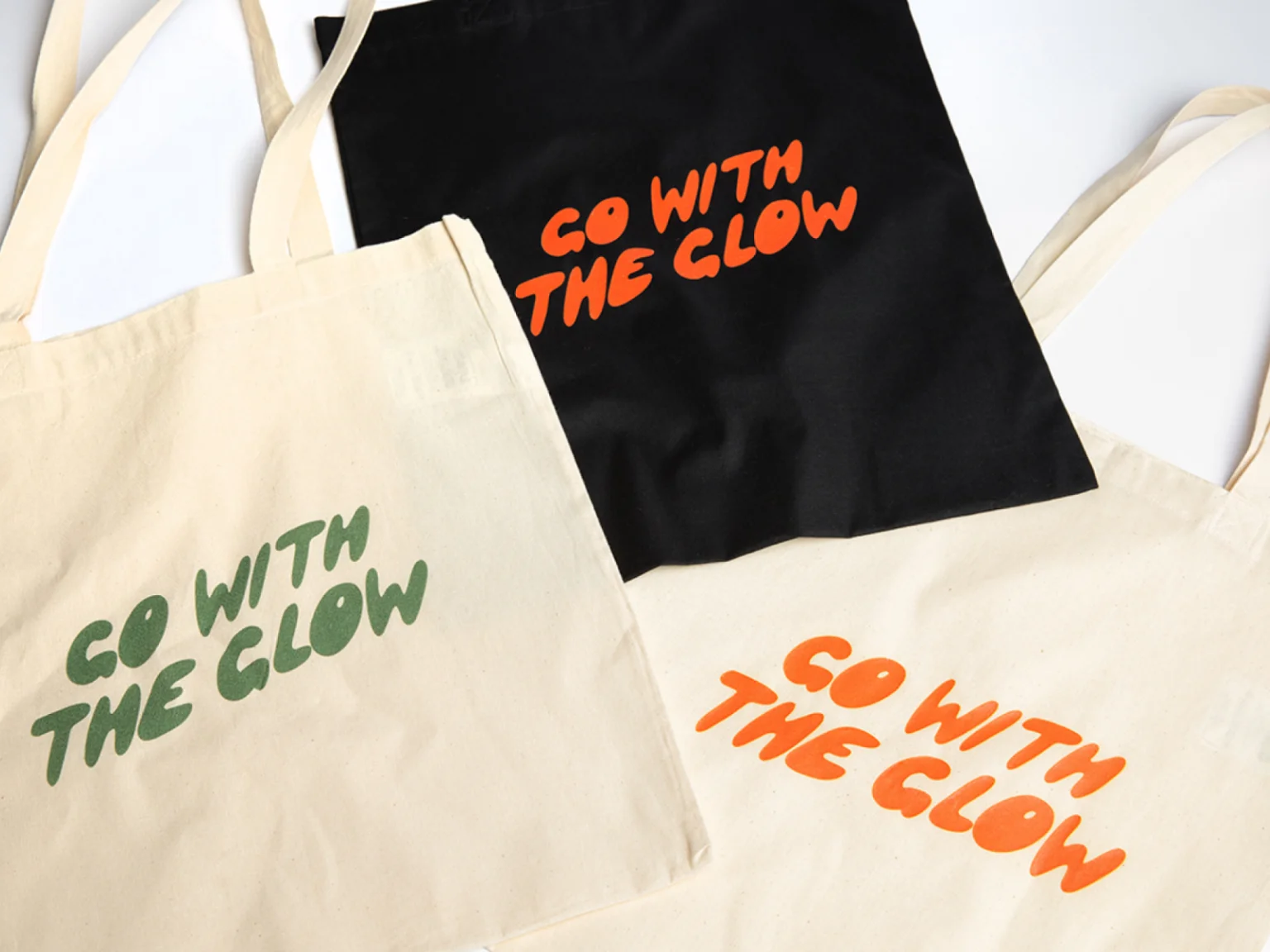 How do podcasts make money? Tips for hosts & creators