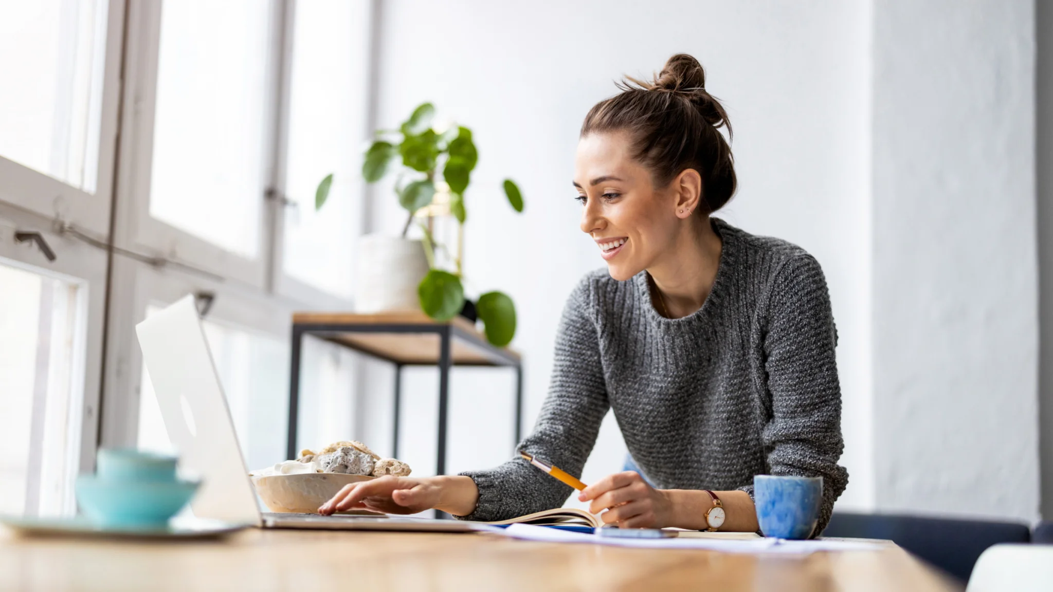How to make an extra $2,000 a month: 12 Ideas for 2026