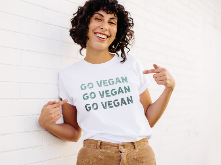 How to sell shirts on Etsy with minimal expenses