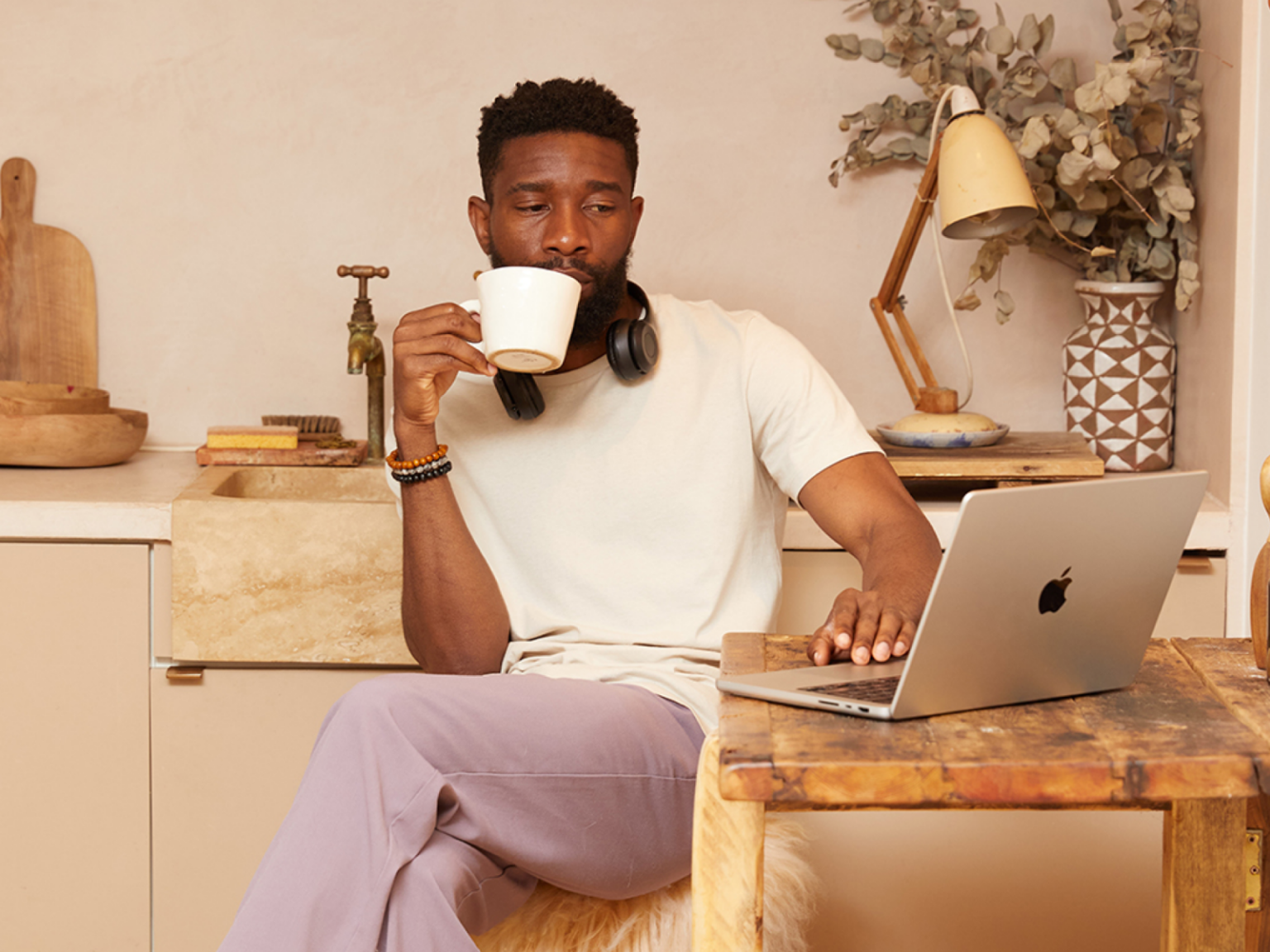 100+ Trending products to sell online: Categories for 2026