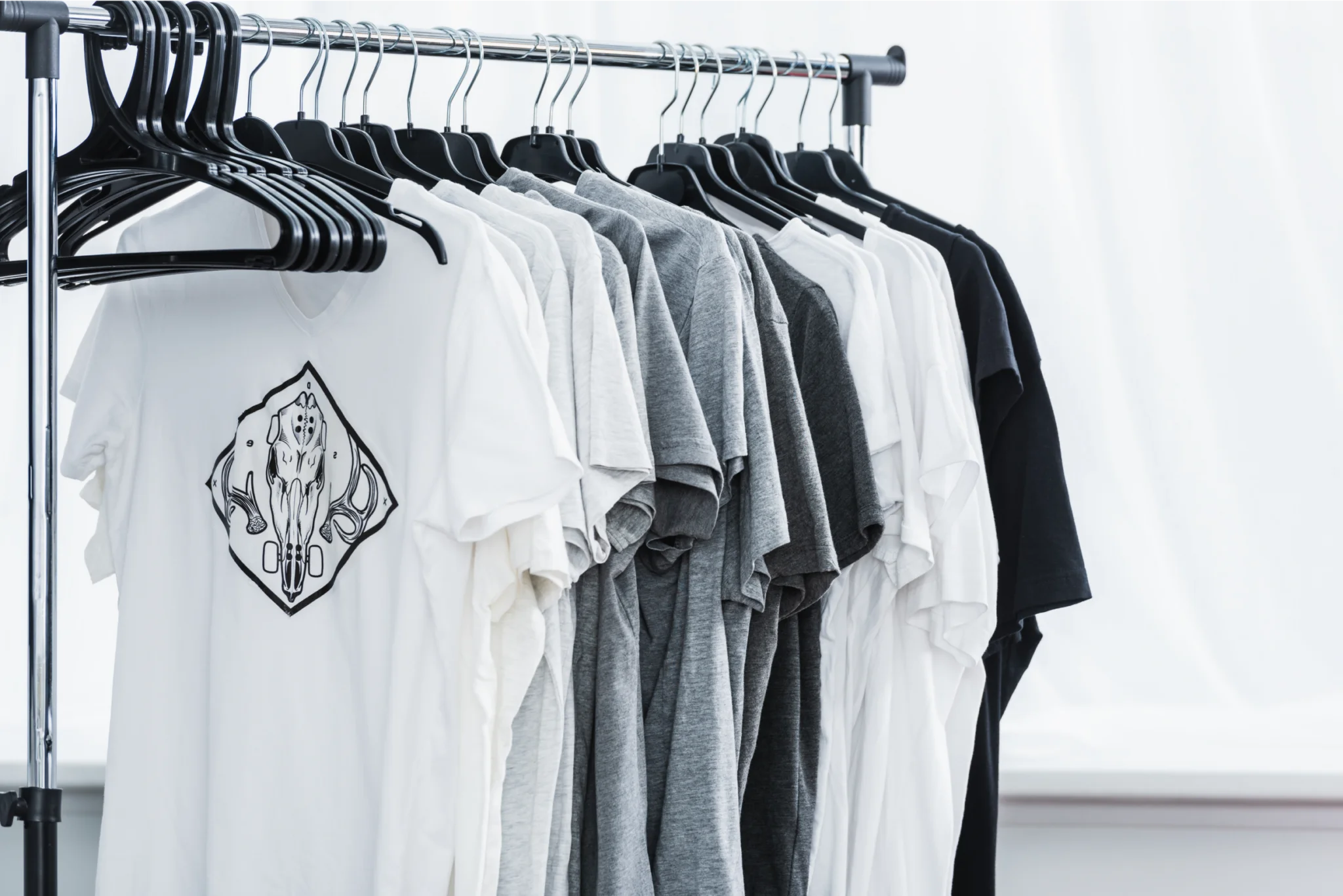 How to sell shirts on Etsy with minimal expenses