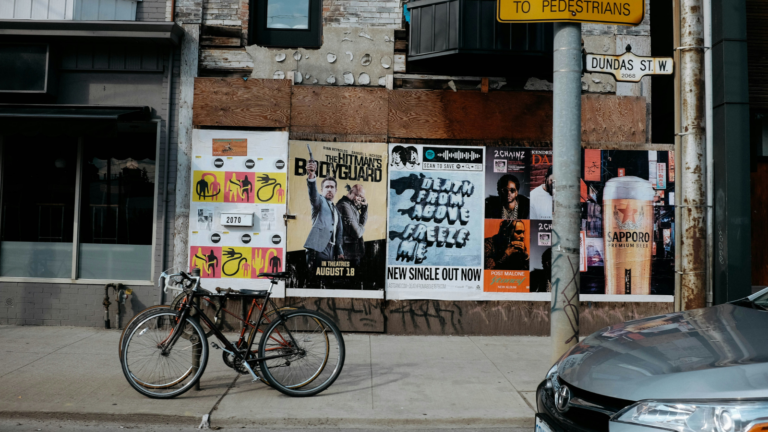 Poster ideas: 32 Fun and colorful designs for 2025