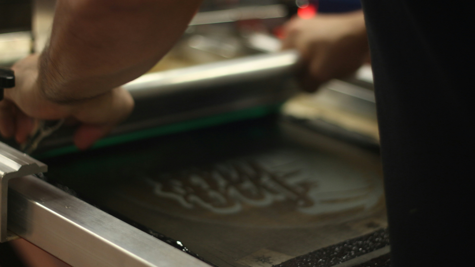 DTF vs screen printing: The ultimate breakdown