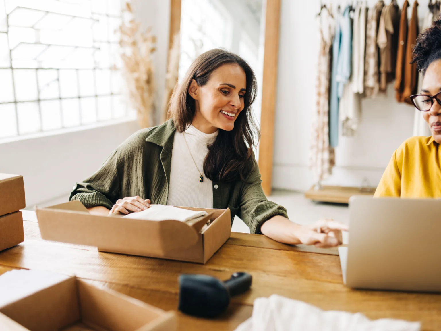 What to sell on Shopify: 100+ Product ideas for 21 niches