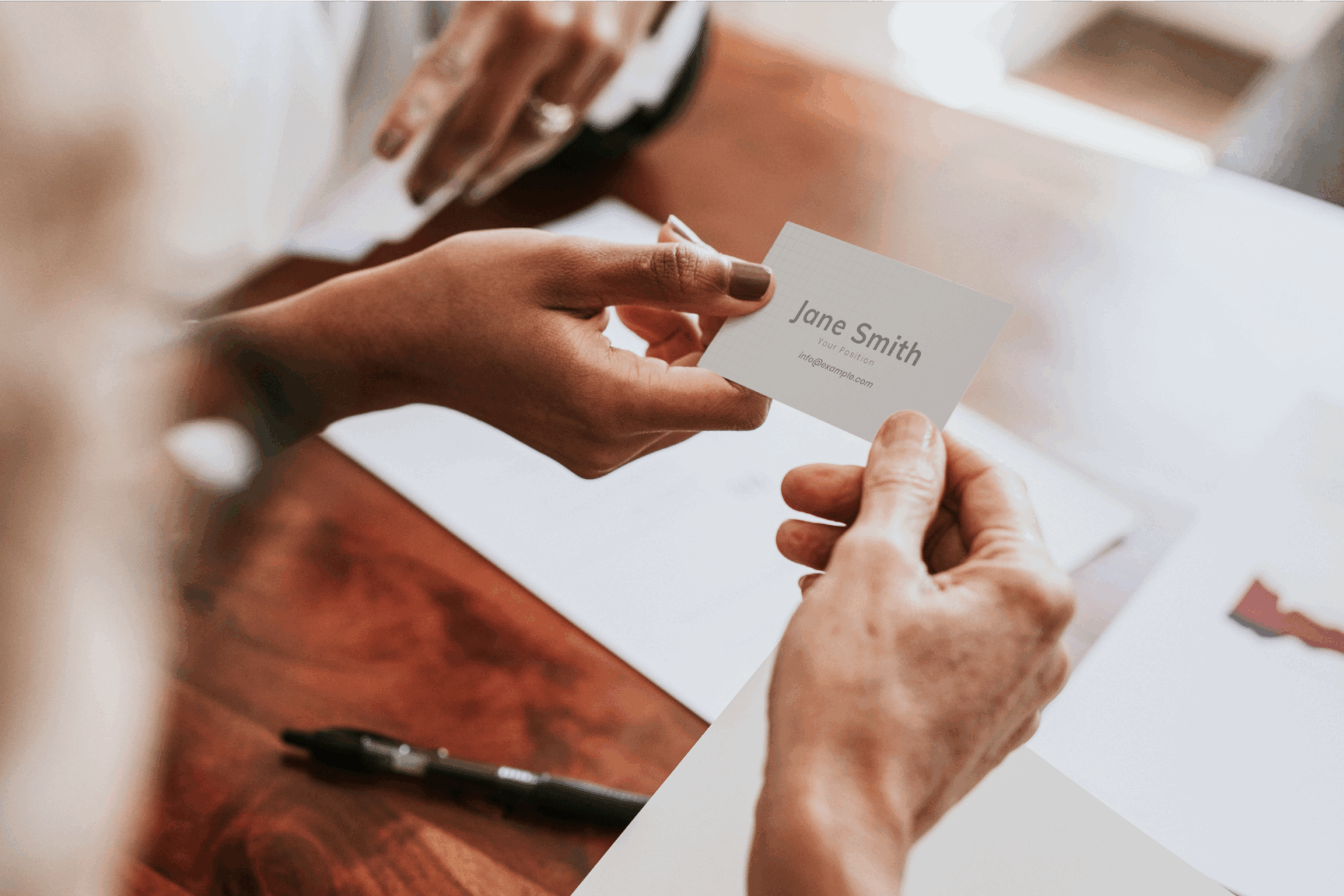 Standard business card size guide and tips for beginners