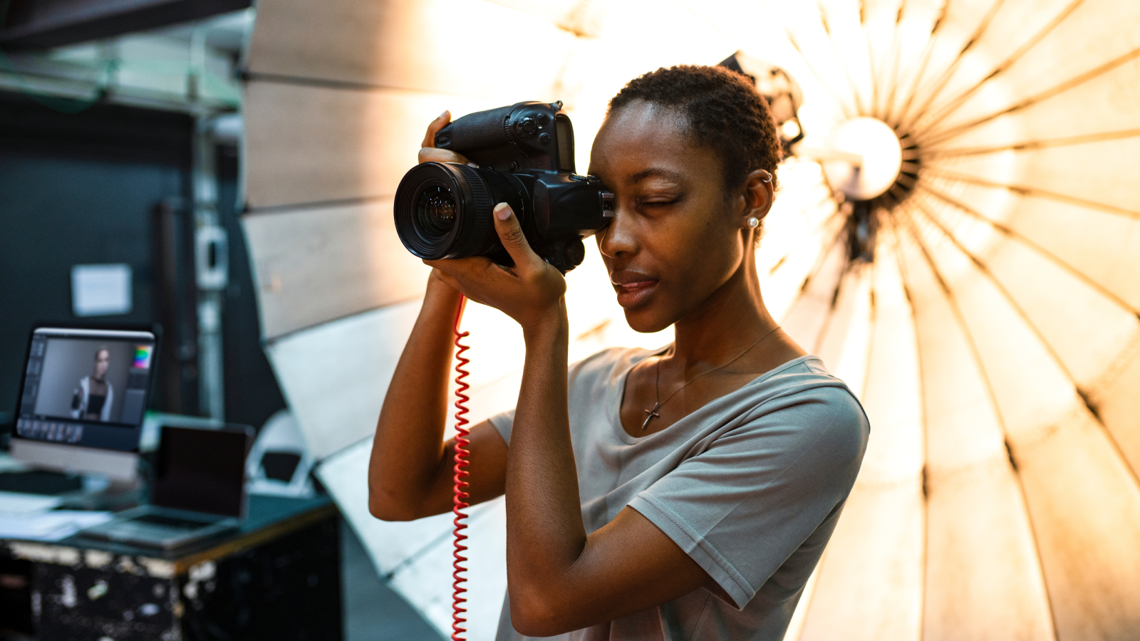 35 Side hustle ideas for easy cash flow: Side hustles 2026