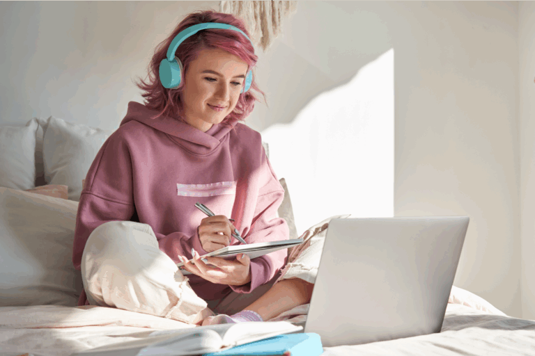 How to make a living without a job with Print on Demand