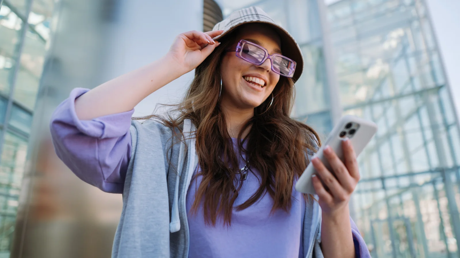 Best hobbies that make money from home (2026 Guide)