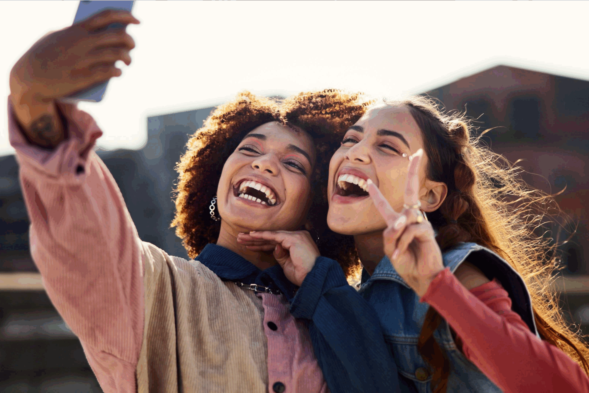How to make money on social media – what pays off in 2026