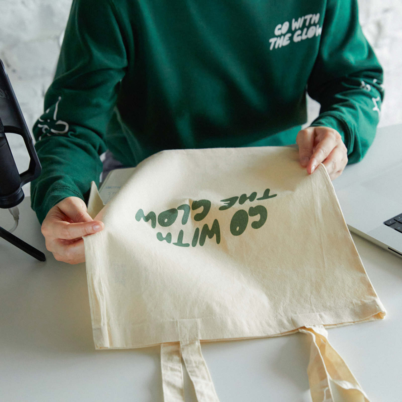 How To Make Money On Social Media In 2025 | Ecommerce Fastlane