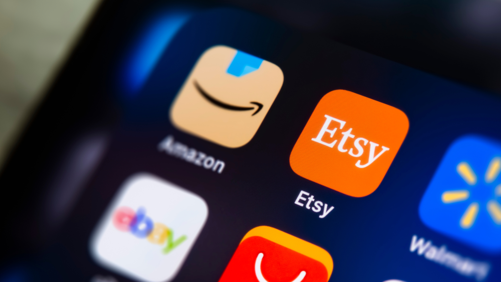 Leading trends for Etsy 2026: Keywords, styles, bestsellers