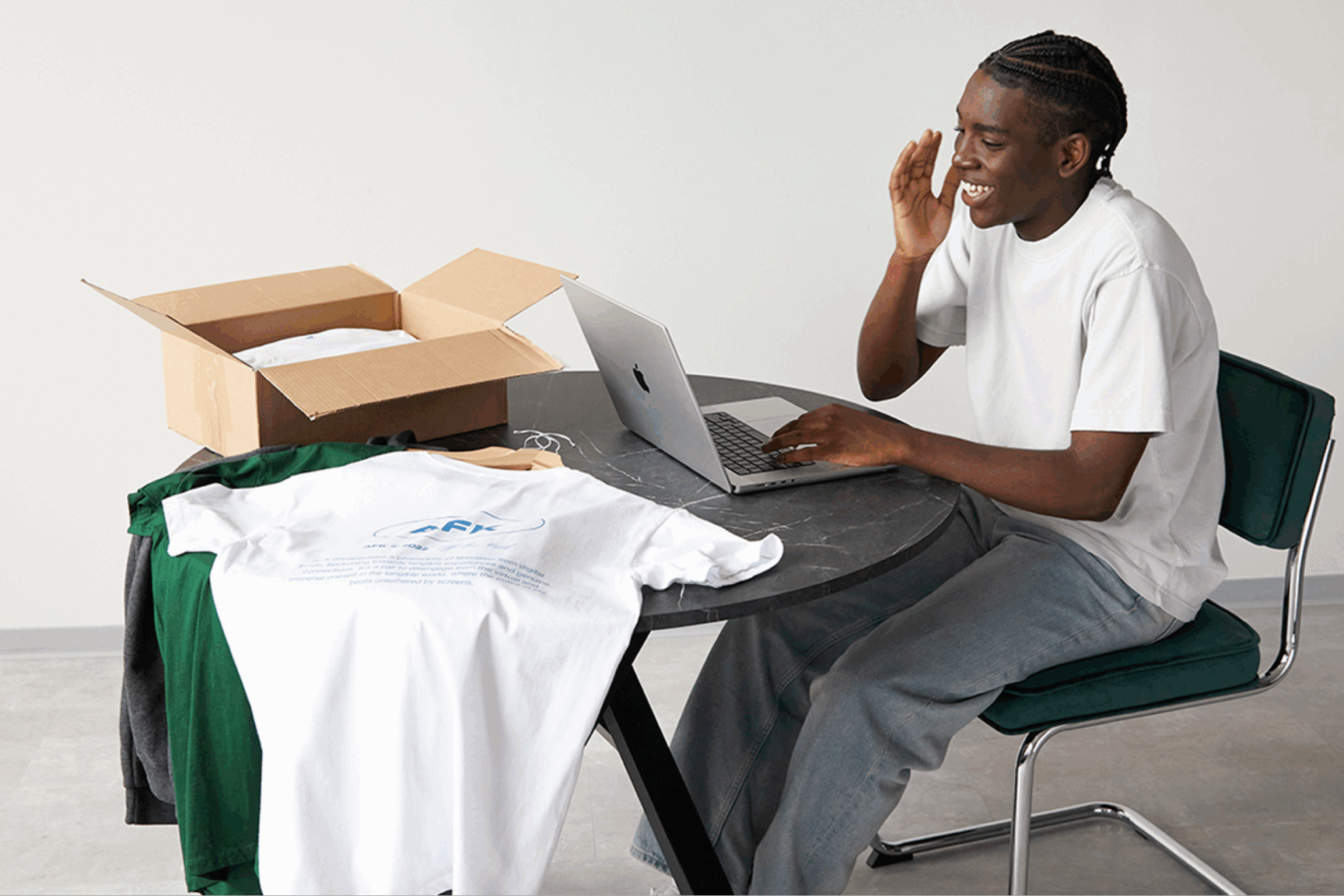 11 Best side hustles for creatives and designers – Printify